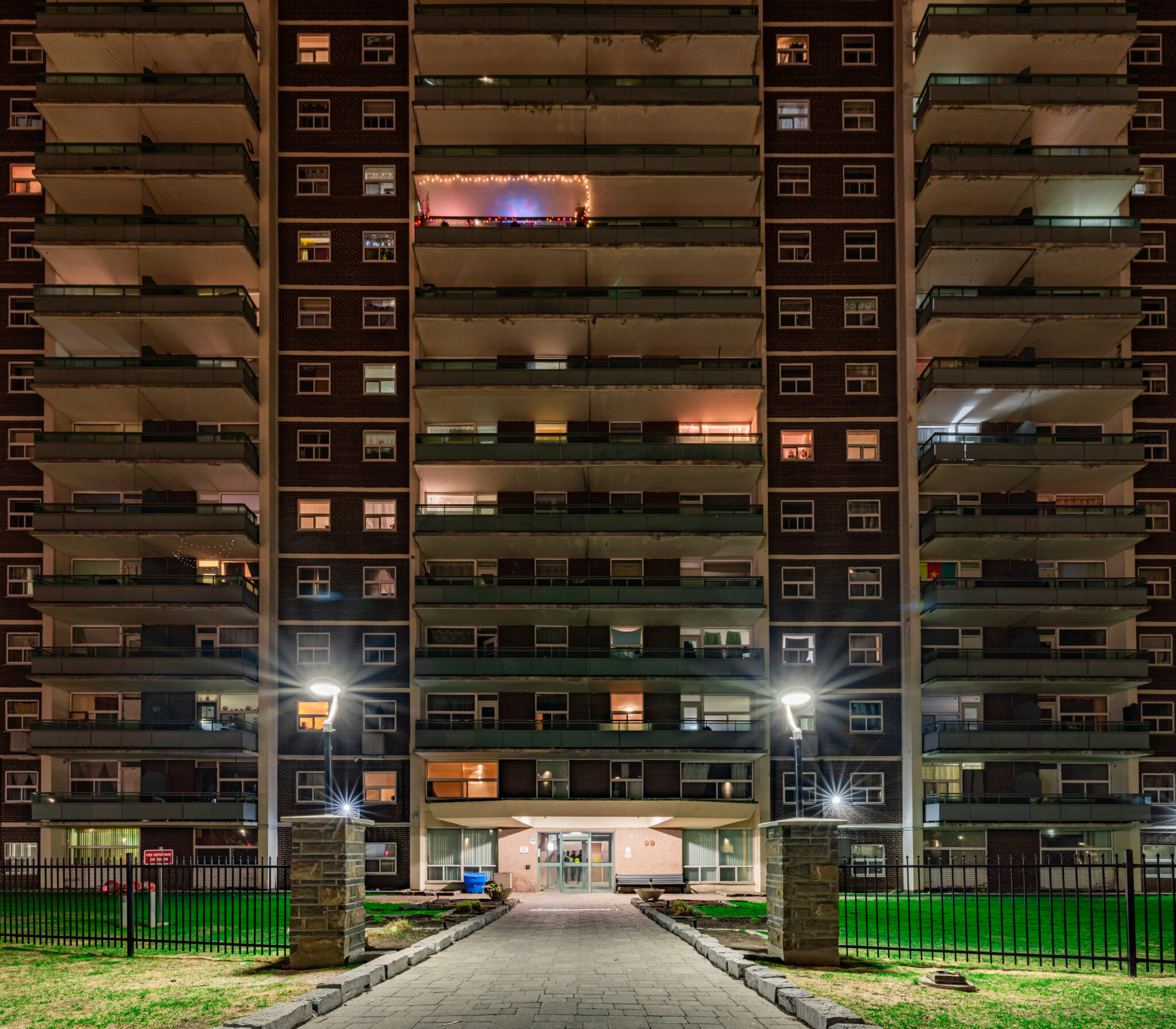 Multi-Residential – Mercury Lighting